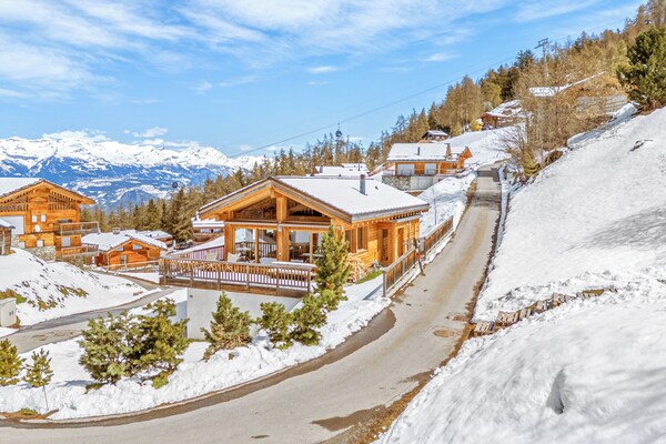 Chalet Magrappé, Direct Access To The Piste - Sion