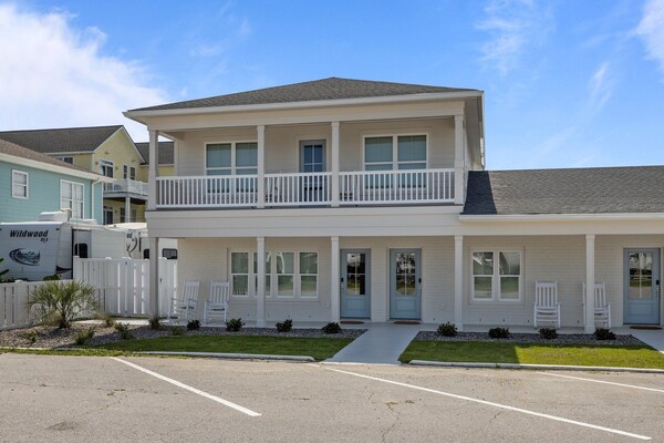 Beach Cottages #5-pet Friendly Condo In Atlantic Beach - Atlantic Beach, NC