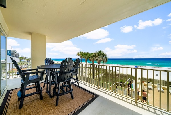 Gulf-front Luxury | 3br/3ba | Sleeps 9 | Free Daily Activities - Panama City Beach, FL