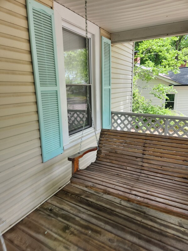 Charming 2-bedroom House With Wifi, Ac In Wonderful Kannapolis - Rainbow Lakes, Kannapolis