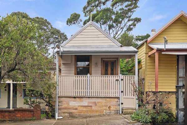 Cottage On Starling Vintage Meets Modern Comfort - Ryde