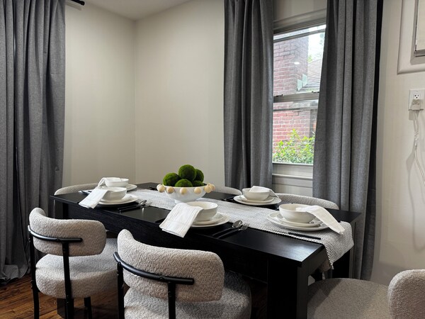 Charming 3-bedroom House With Wifi, Ac In Enjoyable Hempstead - Fort Totten - Queens NY