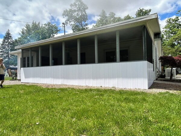 Spacious 4-bedroom House With 3 Patios At Indian Lake. Enjoy Your Stay! - 萊克維尤