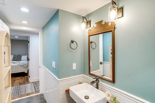 New Reno Historic Creamery In Berkshires W/hot Tub - Berkshire County, MA