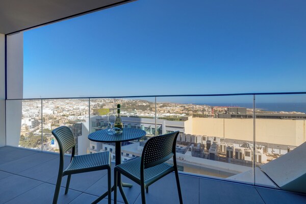 Premium Apartment At Mercury Towers - Malta