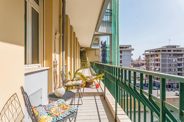 Habitación 'Namuri Downtown - Ciancianedda' Con Vistas Al Mar, Wi-fi Y Aire Acondicionado. - Catania