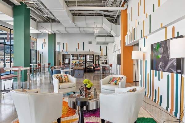 Local Food Paradise! Walk > Uab Med Or Regions - Birmingham, AL