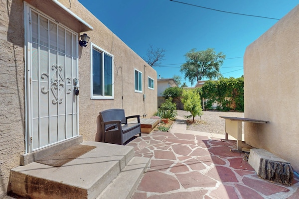 New- 2 Bed/1 Bath Near Unm/va/state Fair/kirtland - Albuquerque, NM