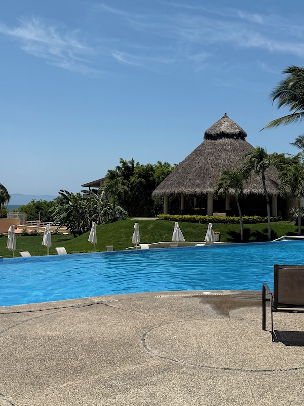 "Amazing Oceanviews! Faro De Mita 2br Condo/terrace, Pool &Direct Beach Access - Punta Mita