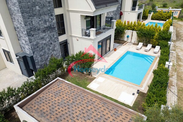 Villaharmony B2 : P/ Pool, Garden  W/bbq, 7 Guest, Family And Pet Friendly. - Belek
