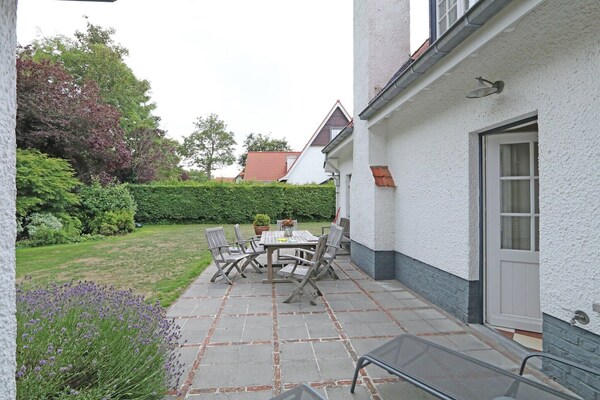 Villa In Het Zoute Nahe Strand - Knokke-Heist
