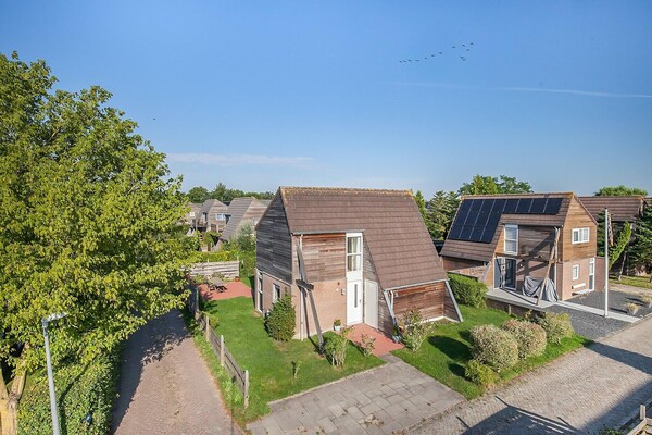 Restful Holiday Home In Grou - Friesland