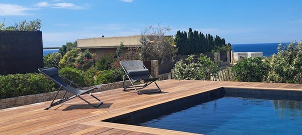 Available September! Superb New Villa 2025 Sea View, Swimming Pool, Walking Distance To Beaches - Algajola