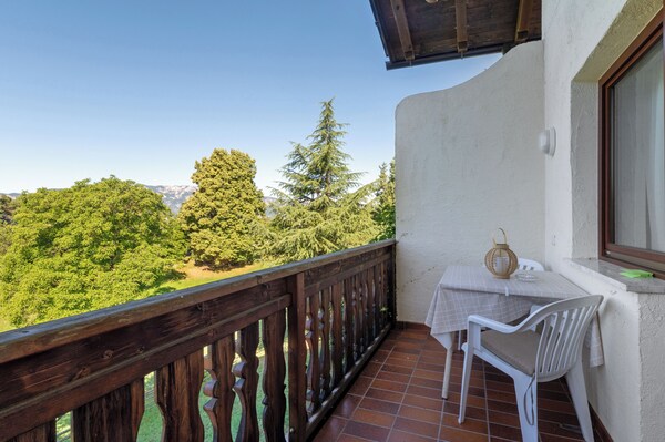Ferienwohnung 'Aldeinerhof 1' Mit Bergblick, Gemeinschaftsterrasse Und Wi-fi - Deutschnofen