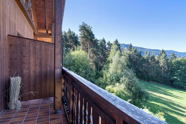Ferienwohnung 'Aldeinerhof 2' Mit Bergblick, Gemeinschaftsterrasse Und Wi-fi - Deutschnofen