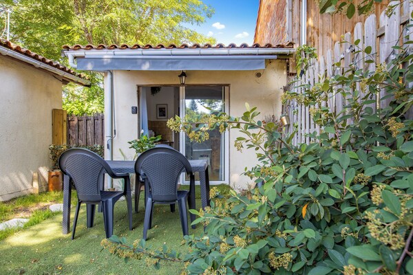 Studio 'Bleu Nature - Hourtin, Medoc' Avec Terrasse Privée, Wi-fi Et Climatisation - Plage du Pin Sec