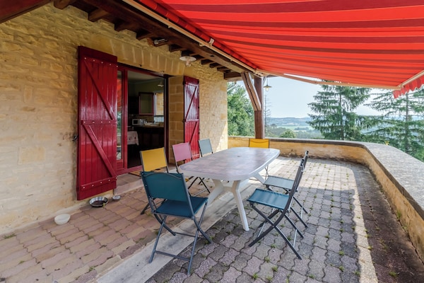 Ferienhaus 'Panissal 6 Personnes' Mit Gemeinsamer Terrasse, Gemeinsamem Garten Und Wi-fi - Montignac