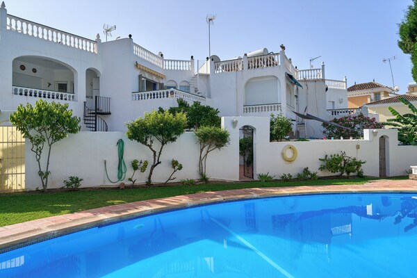 Apartamento 'Alina' Con Vistas Al Mar, Wi-fi Y Aire Acondicionado - Nerja