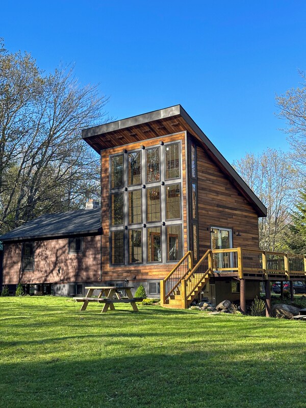Modern Chalet By Mt. Sunapee - New Hampshire