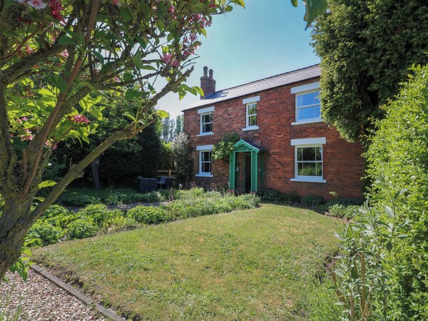 Holmhurst, Family Friendly, Character Holiday Cottage In Southwell - Southwell