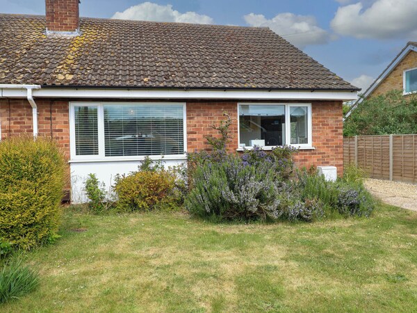 Little Lodge, Pet Friendly, With A Garden In Dersingham - Norfolk