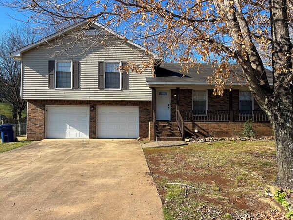 Cozy 3bd + 2 Bath Home In Hsv W/ Spacious Backyard - Monte Sano State Park, Huntsville