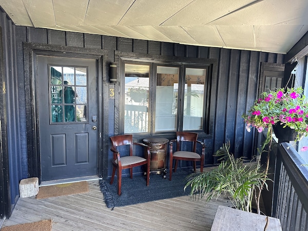 Metcalfe Suites - Vintage Meadow - Fergus