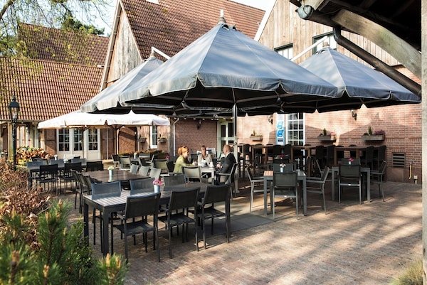Comfortable Retreat W/ Terrace Near Twentsewelle Museum Walk To Parks And Café - Enschede
