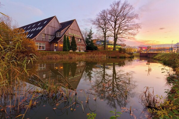 Explore The Best Of Enschede  Museums, Trails, And Free Parking Nearby - Enschede