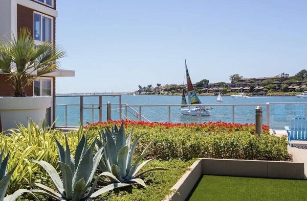 Cozy 1-bedroom Condo With Wifi, Ac In Fabulous Marina Del Rey - Aéroport de Los Angeles (LAX)