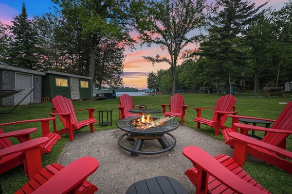 New Listing! Sand Bar Resort  Updated 5br With Lake Views & Big Yard - Mountain, WI