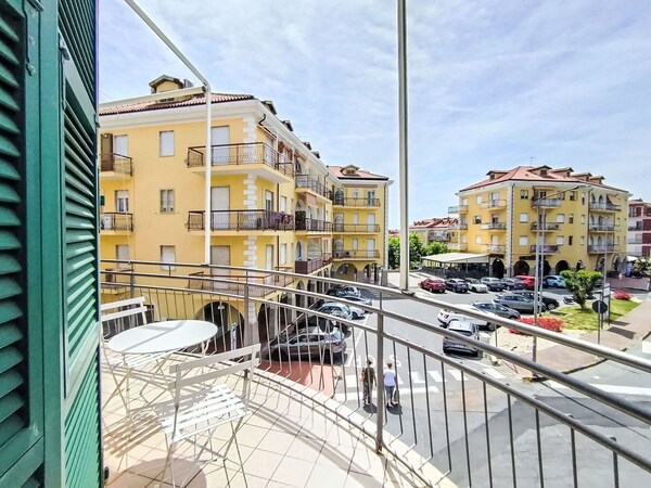 Accogliente Appartamento Per 4 Persone Con Wifi, A/c, Tv, Balcone, Animali Ammessi E Parcheggio - Cervo