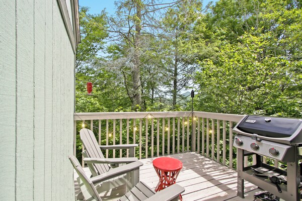 Snow Place Like Home - Mtn & Resort Views, Hot Tub, Game Room. Family Friendly! - Sugar Mountain, NC