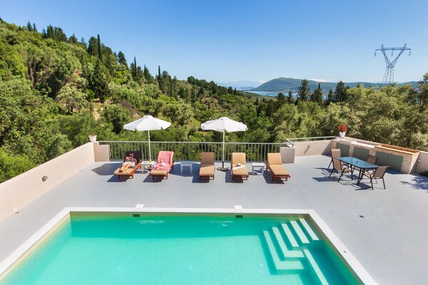 Armonia View Villa With Pool And Amazing Surrounding Nature - Lefkada