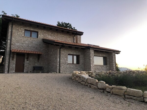 Villa In Majella National Park Near The Celestine Hermitages. - Caramanico Terme