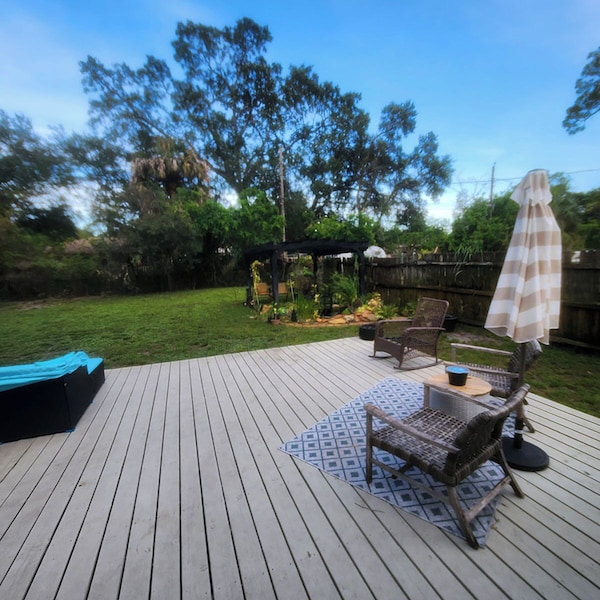 Eclectic Bungalow, Charming 2-bdrm House In Superb Fort Lauderdale With Pool - Fort Lauderdale, FL