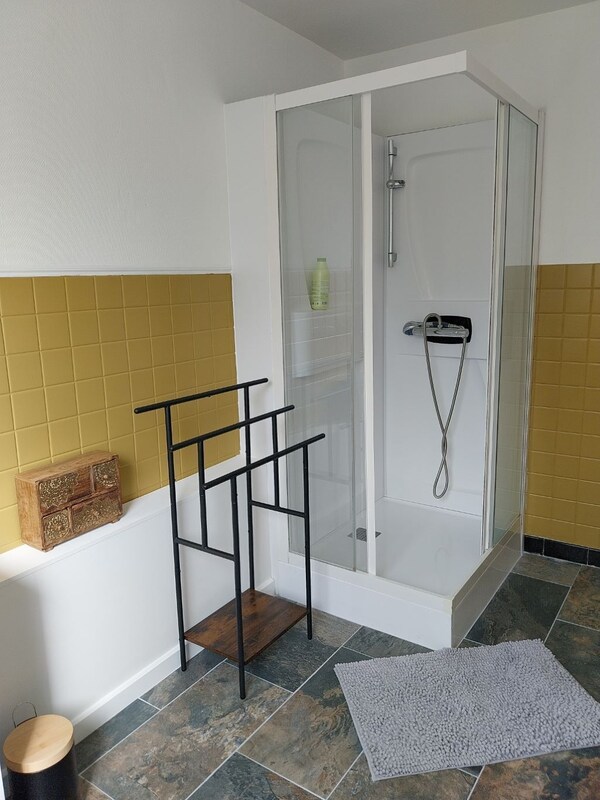 Apartment Overlooking Notre Dame Cathedral, Hyper Center. - Saint-Omer