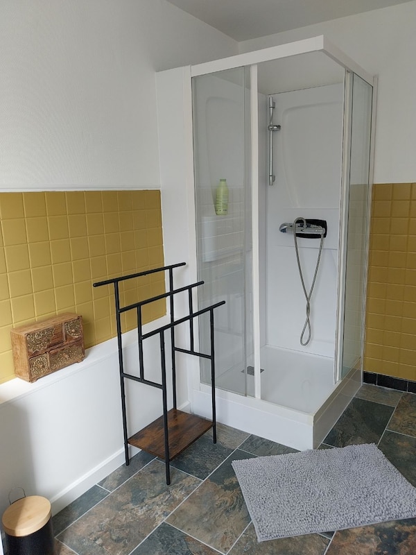 Apartment Overlooking Notre Dame Cathedral, Hyper Center. - Saint-Omer