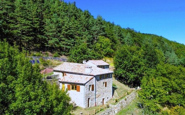 Secluded Vacation Estate In The Heart Of The Ardèche, Total Peace And Quiet And Absolute Nature. - Ardèche