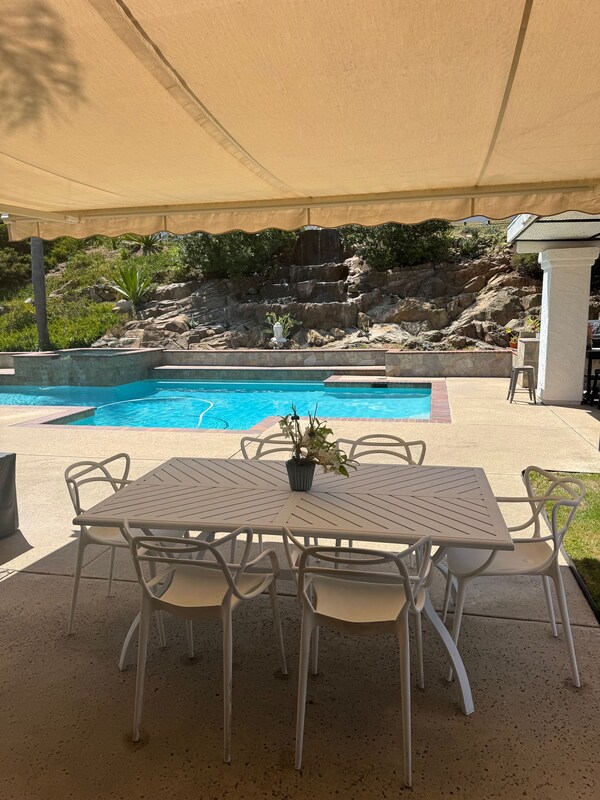 Charming House In Wonderful Encinitas With Wifi, Ac, Sauna, Pool, Jacuzzi. - Del Mar, CA