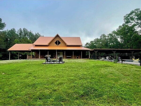 4-bedroom Lakehouse Literally A Minute To Grenada Lake Salt Water Pool Beautiful - Grenada Lake, MS