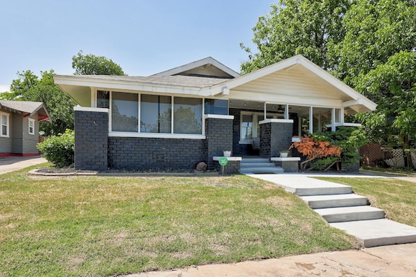 Oasis In Oklahoma City - Deep Deuce - Oklahoma City
