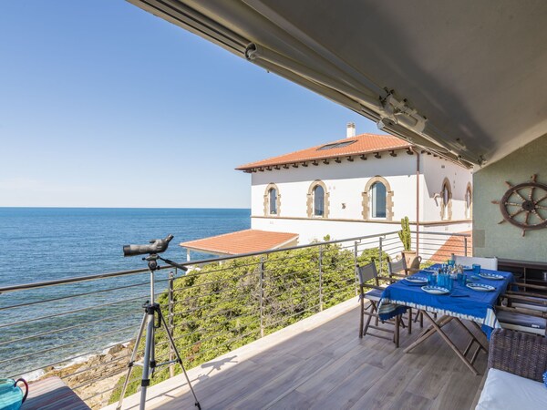 The Weaves By Interhome - Civitavecchia