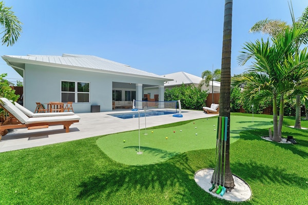Peacock Palace-brand New-heat/chill Pool-golf-gym - Stuart, FL