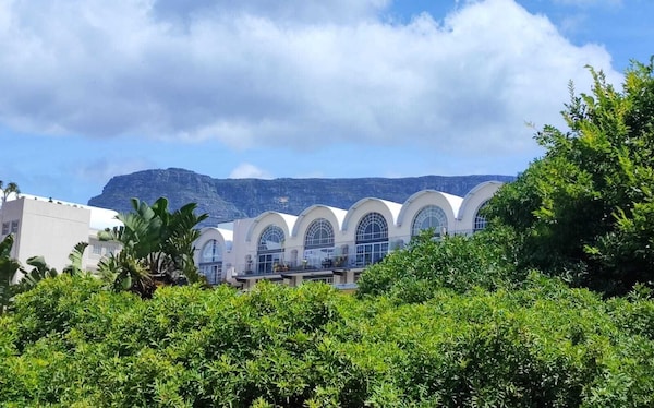 Beautiful Appartement With Balcony And Great View At Bokaap - Cape Town