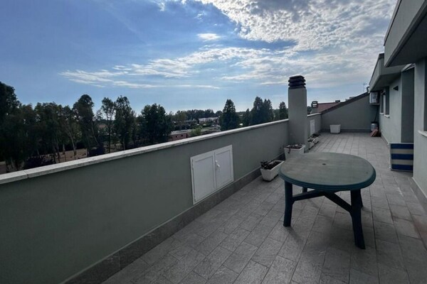 Smart Working With Two Terraces And Ultra-fast Fiber - Latina