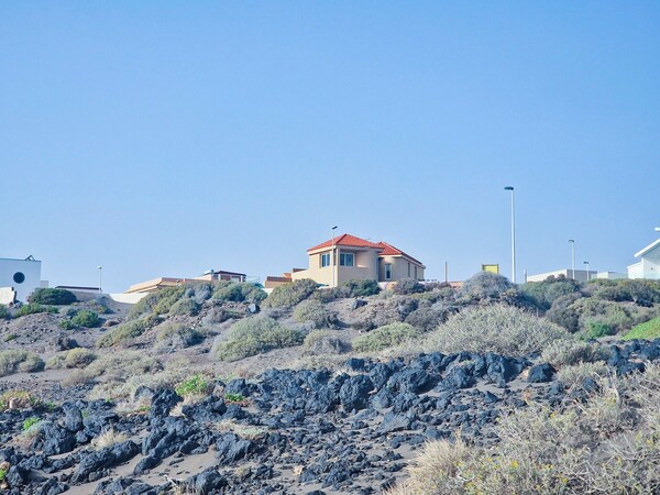 Medano Loft 5 Min Walk Seaside Sunrise (Pet Friendly) - El Médano