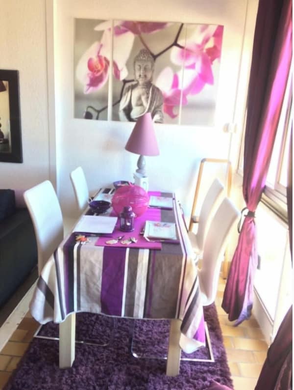 Studio For 2 People On The Port Of St Cyprien, Sea View, 3rd Floor With Elevator - Alénya