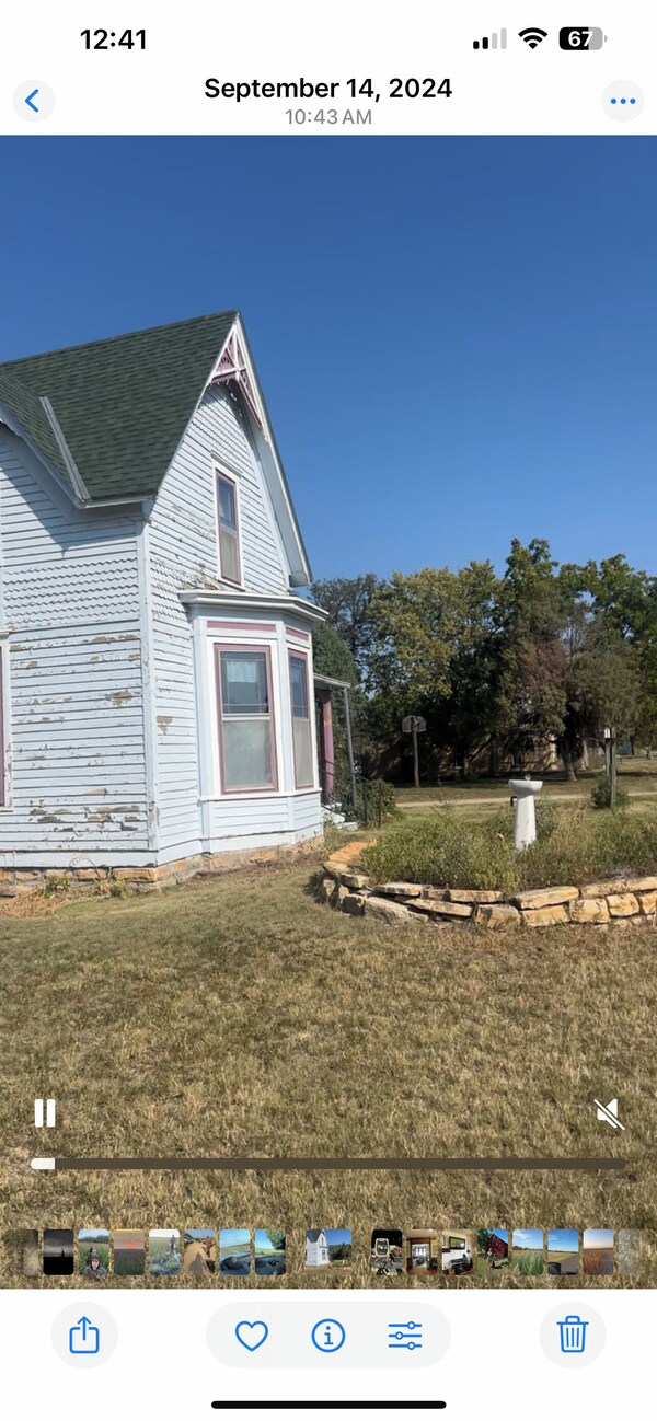 110 Year Old Renovated Farm House In The Heart Of Cawcker City - Glen Elder State Park, Glen Elder