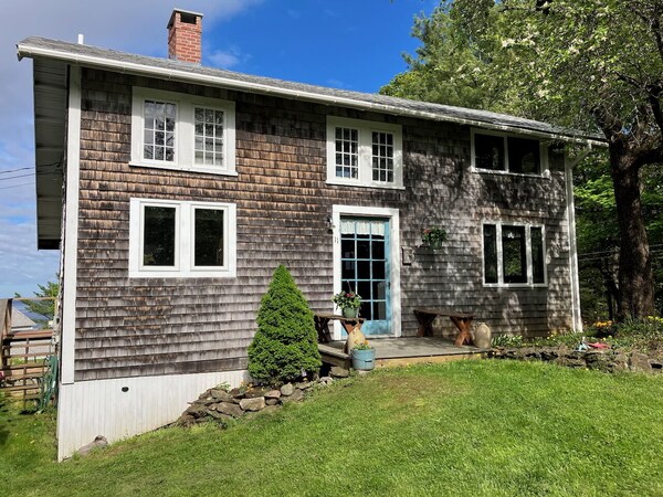 Genuine Maine Coast Cottage Experience - Stunning Views Of Penobscot Bay - Rockland, ME